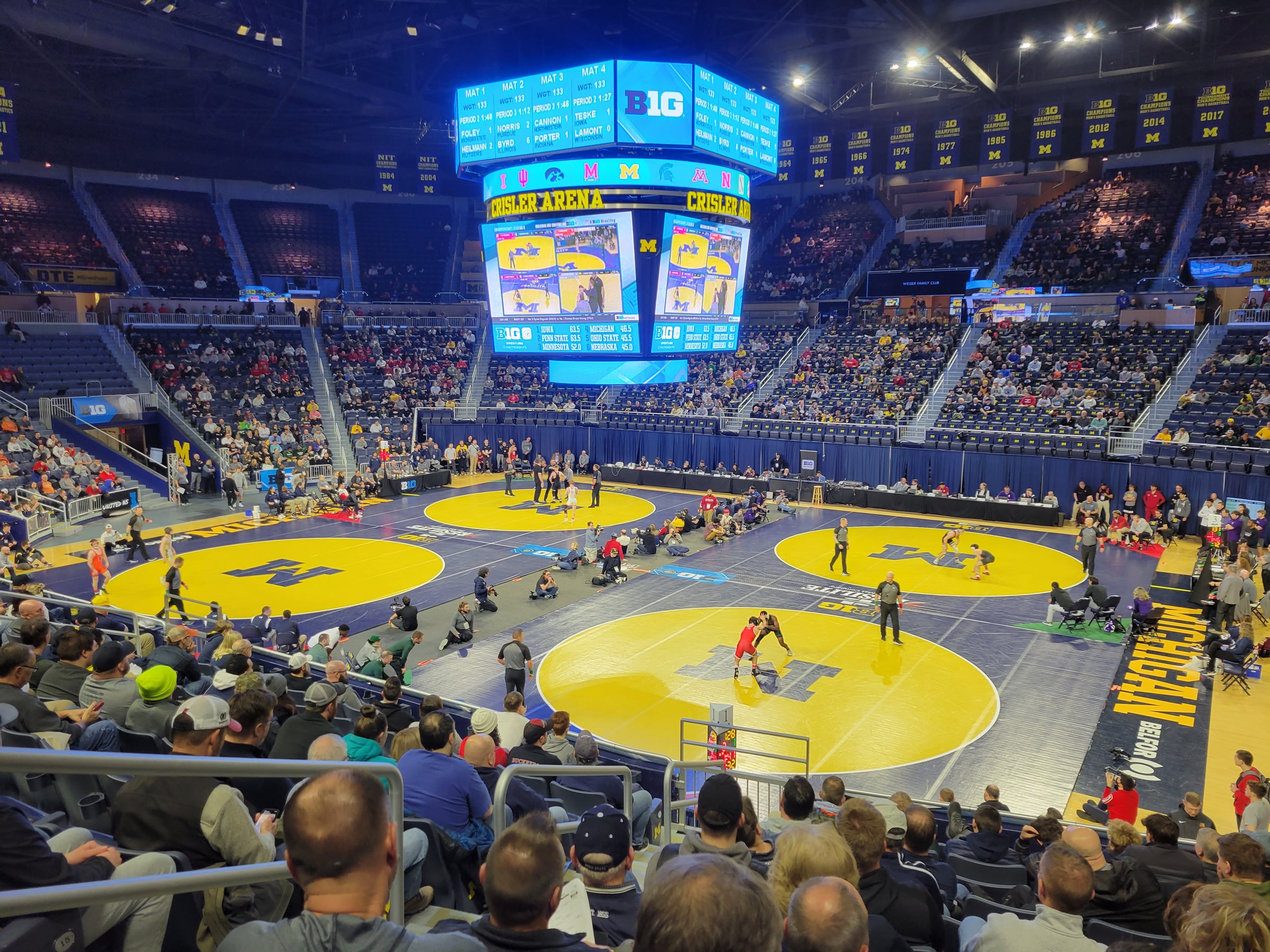 Resilite Wrestling Mats - Two-Sided Wrestling Mats, Roll-Up Wrestling Mats