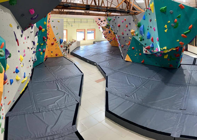 Climbing Mats and Padding for Bouldering, Traverse, and Top Rope Walls ...